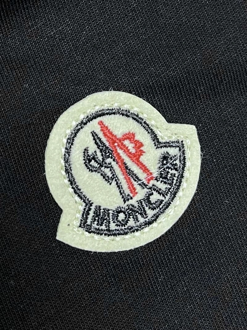 Inexpensive Moncler T-Shirts