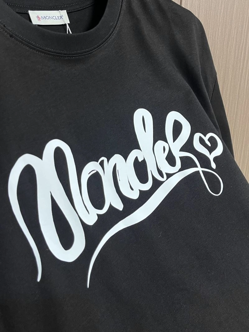 Inexpensive Moncler T-Shirts