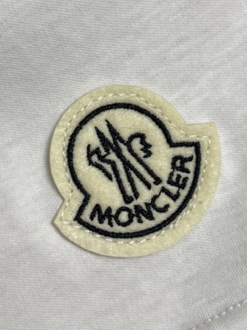 Inexpensive Moncler T-Shirts