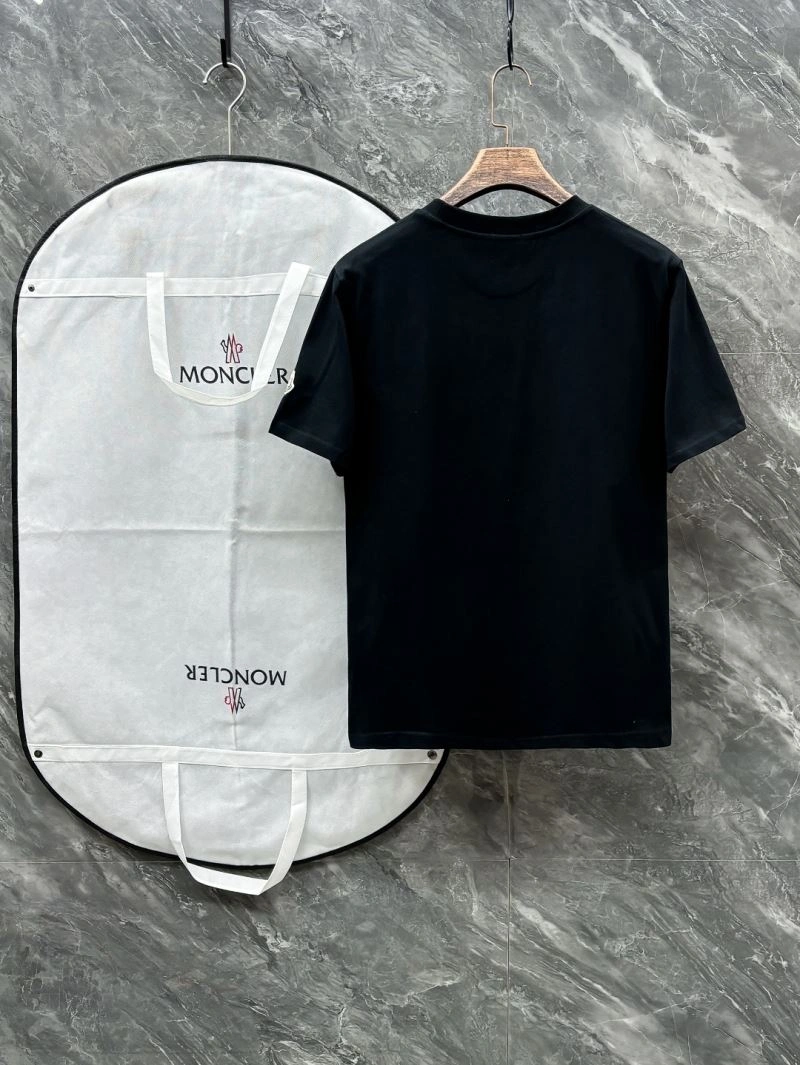 Indistinguishable Moncler T-Shirts