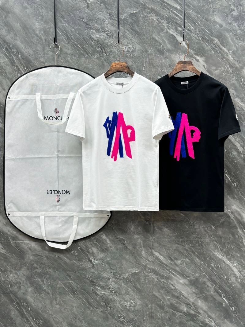 Indistinguishable Moncler T-Shirts