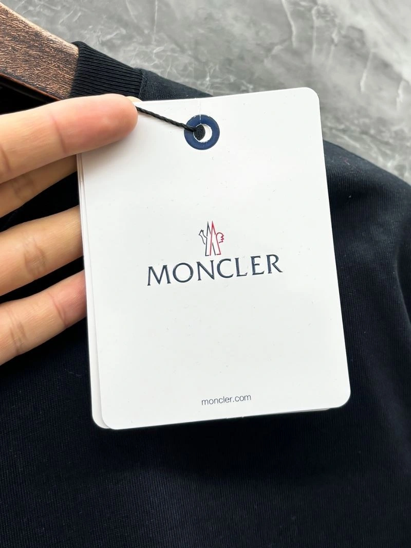 Indistinguishable Moncler T-Shirts