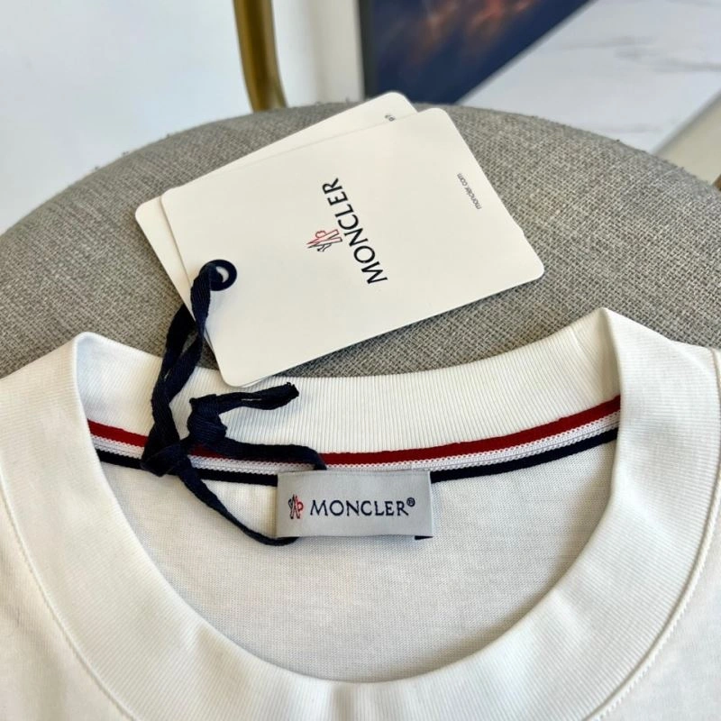 Factory-made Moncler T-Shirts