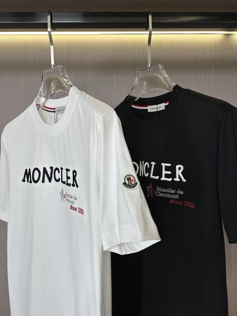 Top match Moncler T-Shirts