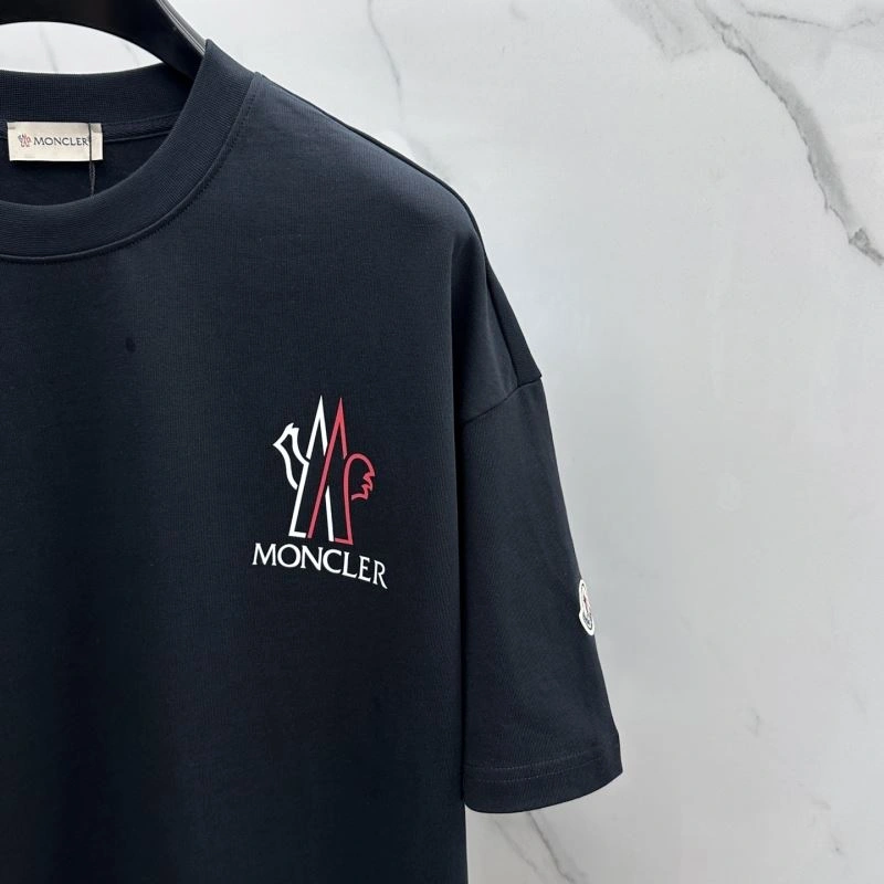 Brand-authenticated Moncler T-Shirts