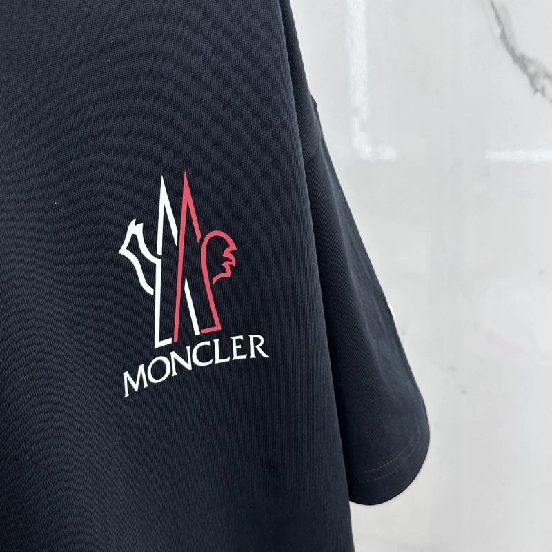 Brand-authenticated Moncler T-Shirts