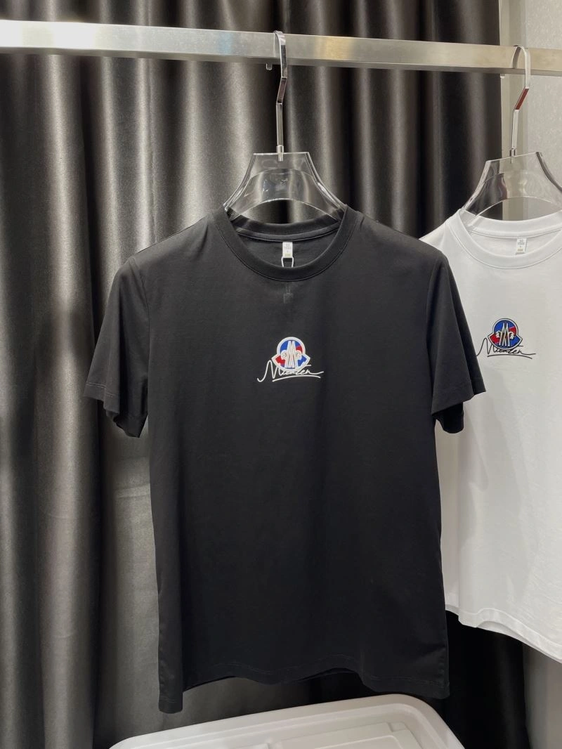 Inexpensive Moncler T-Shirts