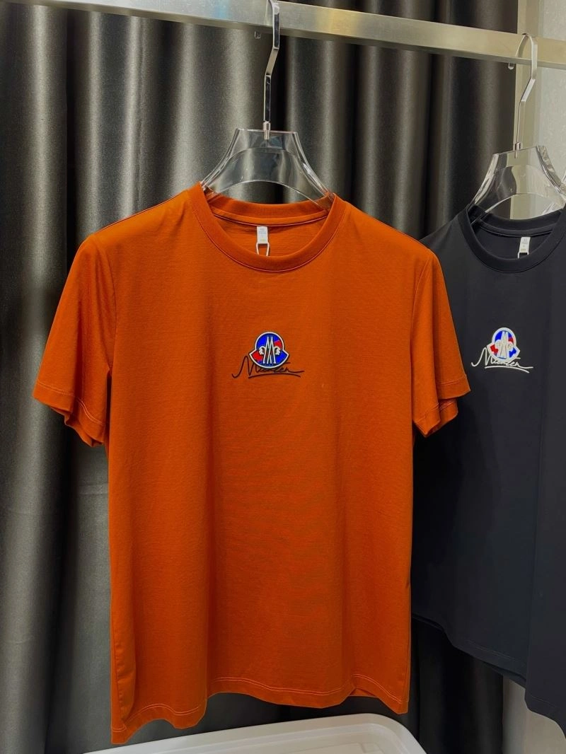 Inexpensive Moncler T-Shirts