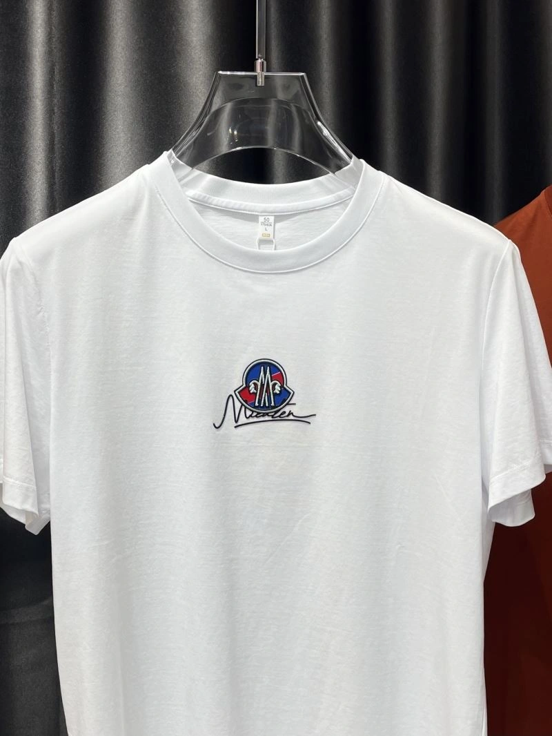 Inexpensive Moncler T-Shirts