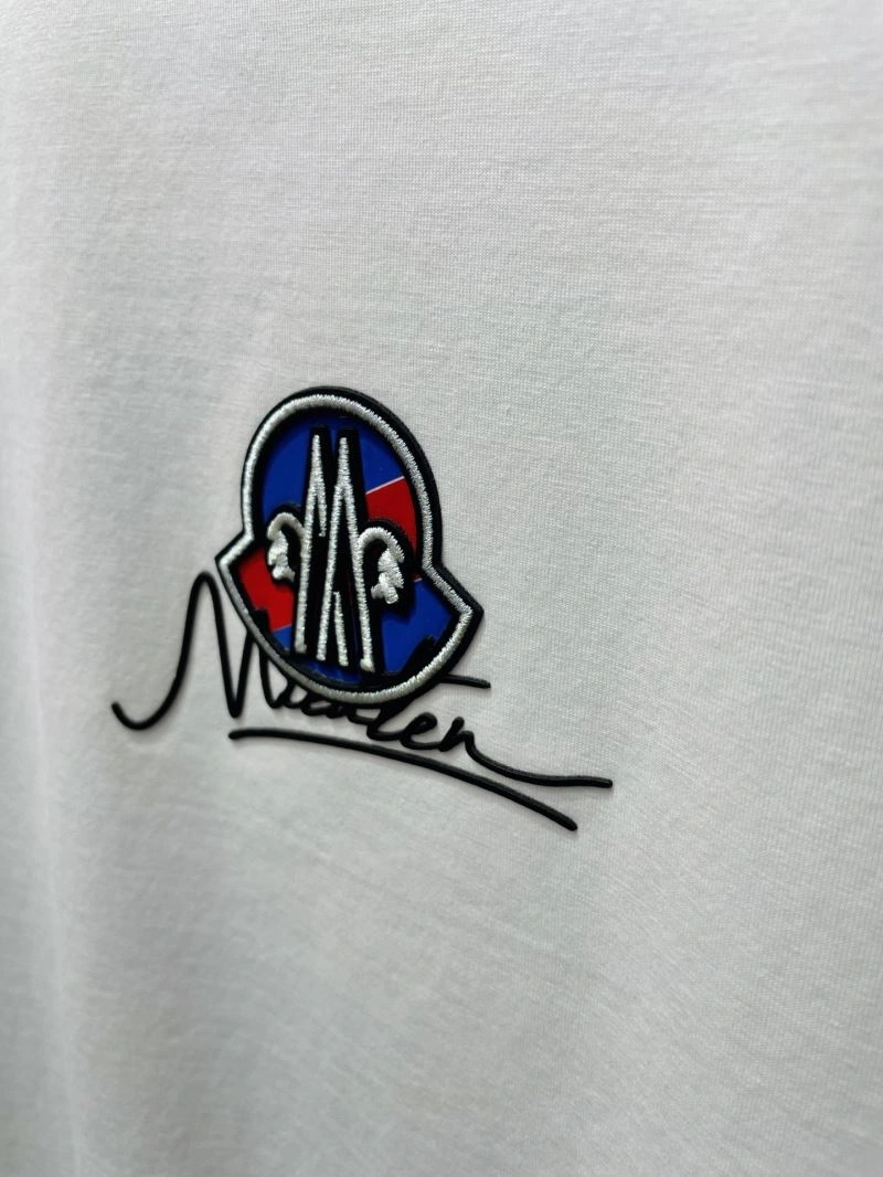 Inexpensive Moncler T-Shirts