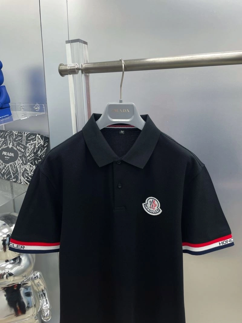 Bargain Moncler T-Shirts