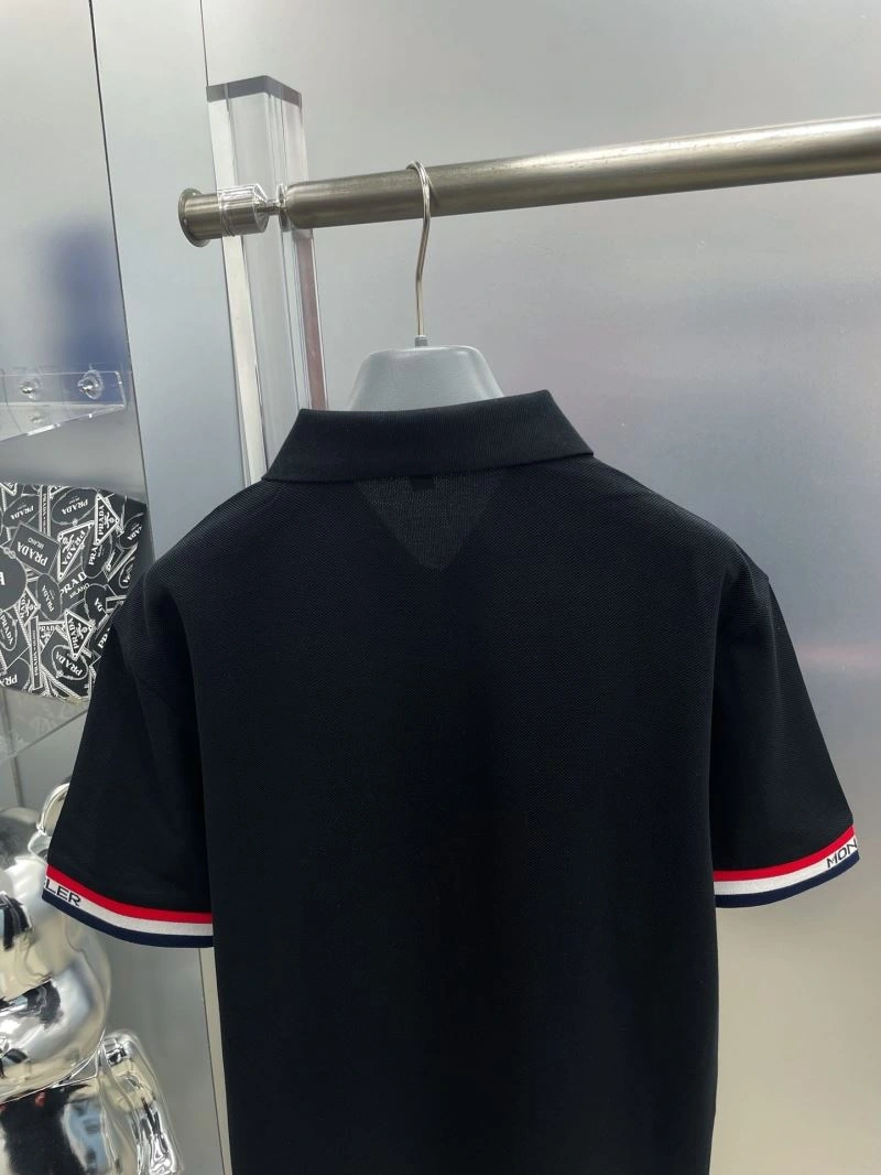 Bargain Moncler T-Shirts