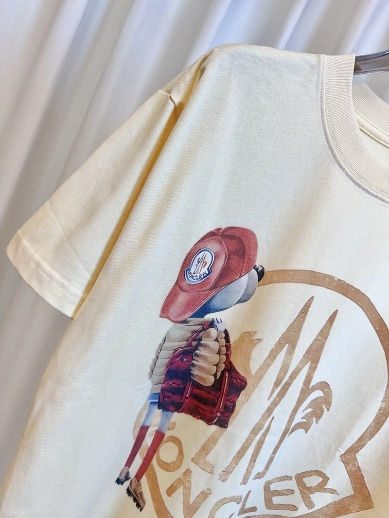 Bargain Moncler T-Shirts
