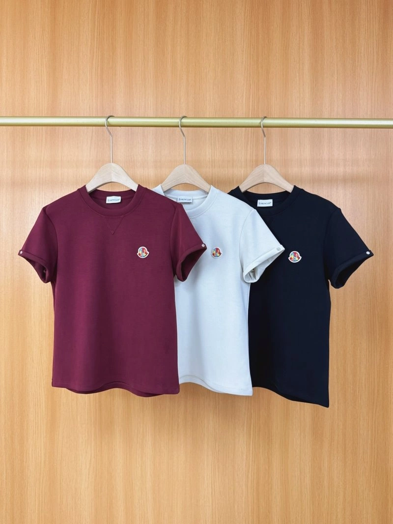 Low-cost Moncler T-Shirts