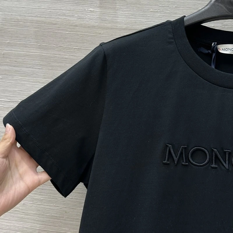 Cut-rate Moncler T-Shirts