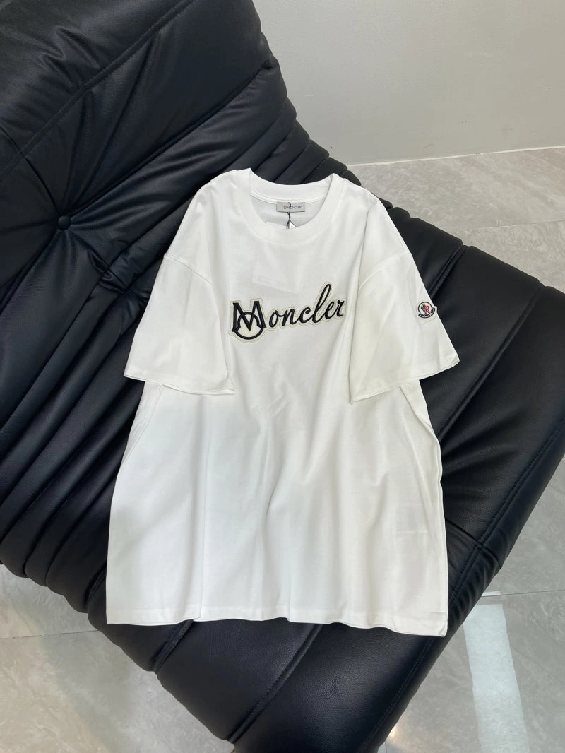 Cut-rate Moncler T-Shirts