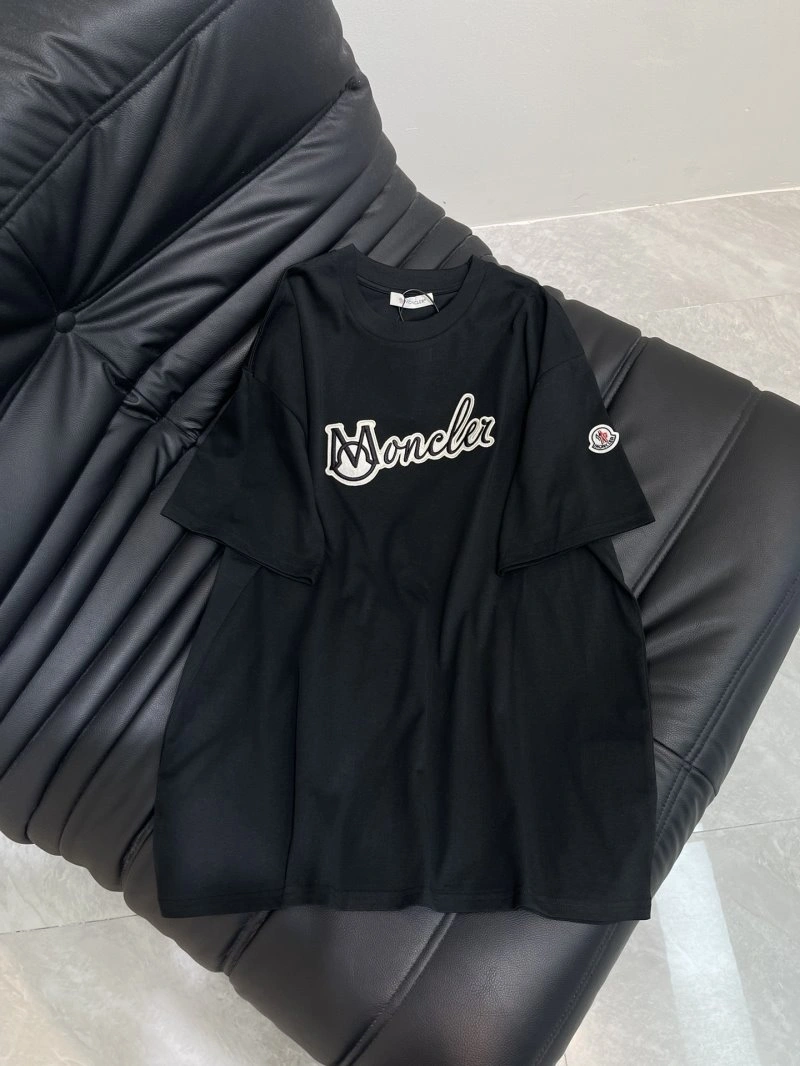 Cut-rate Moncler T-Shirts