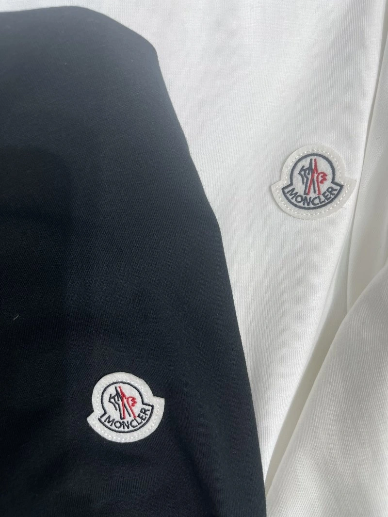 Inexpensive Moncler T-Shirts
