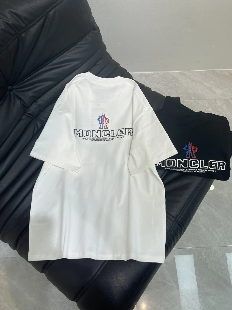 Inexpensive Moncler T-Shirts