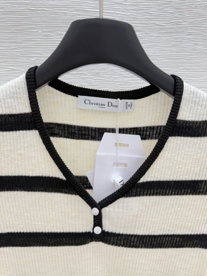 Perfect replica Moncler T-Shirts