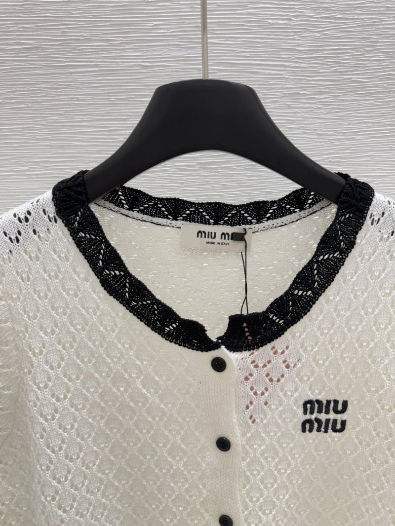 Low-cost Moncler T-Shirts
