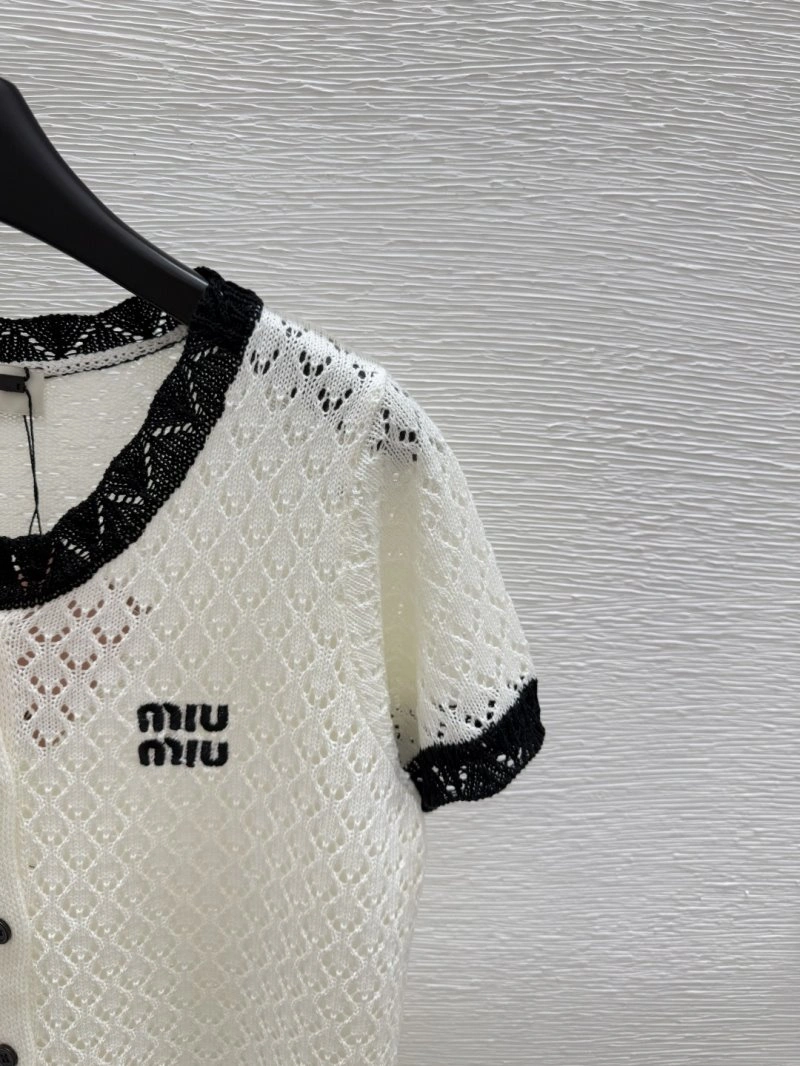 Low-cost Moncler T-Shirts