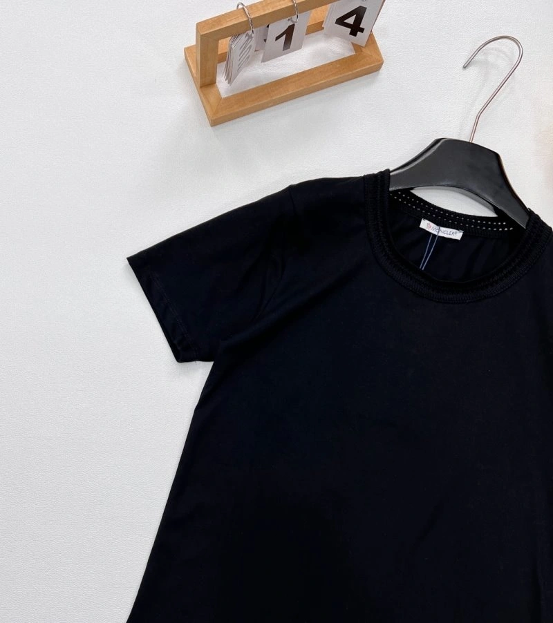Inexpensive Moncler T-Shirts