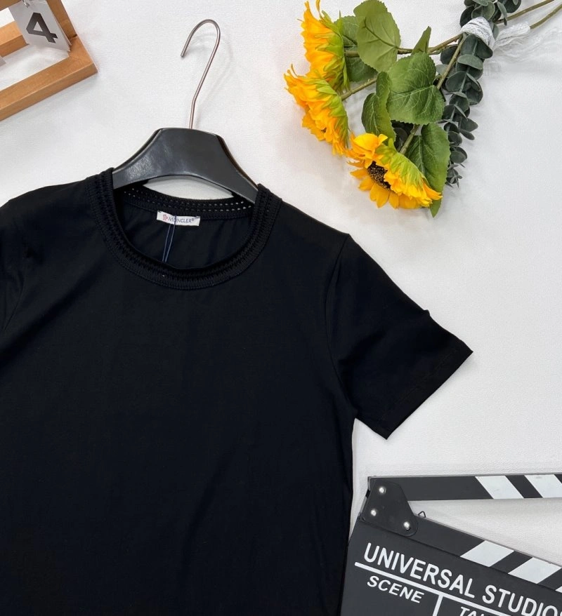 Inexpensive Moncler T-Shirts
