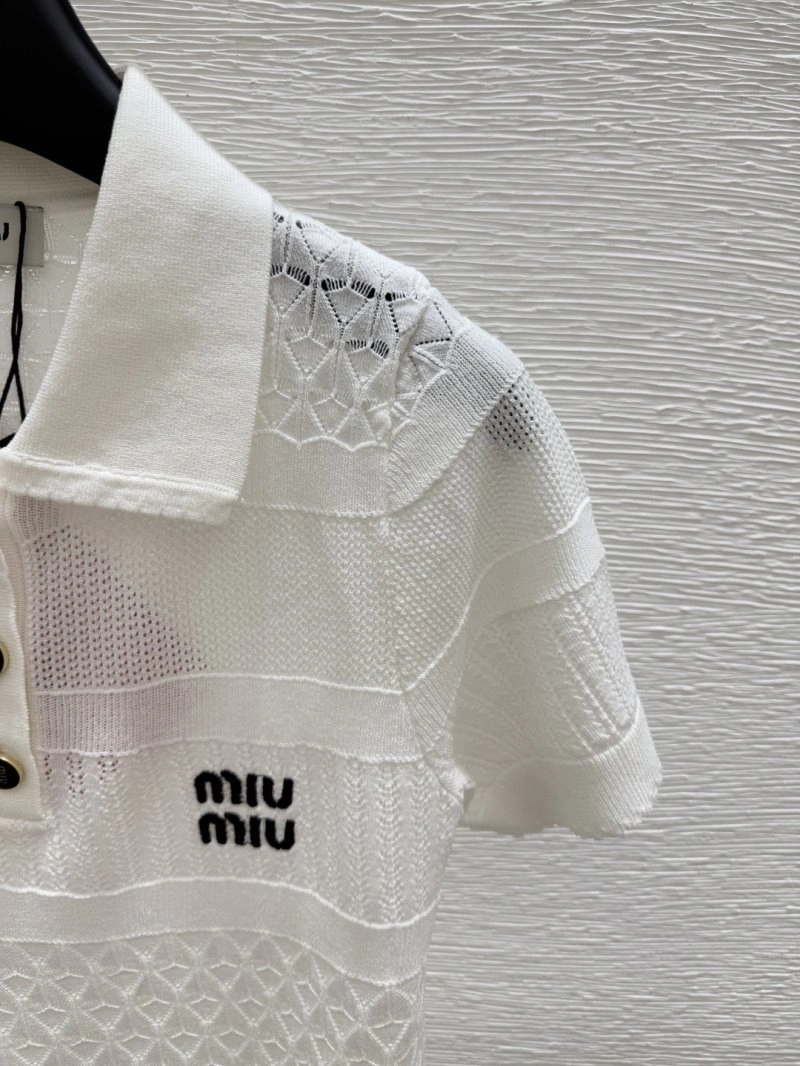 Indistinguishable Moncler T-Shirts