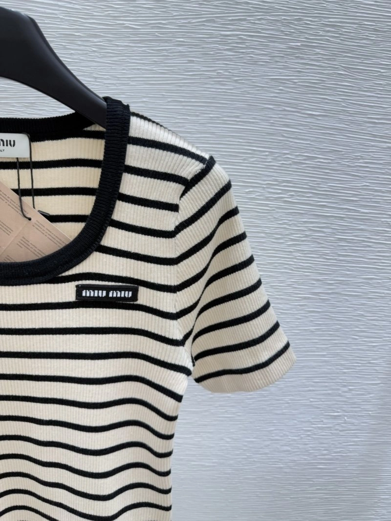 Exact replica Moncler T-Shirts