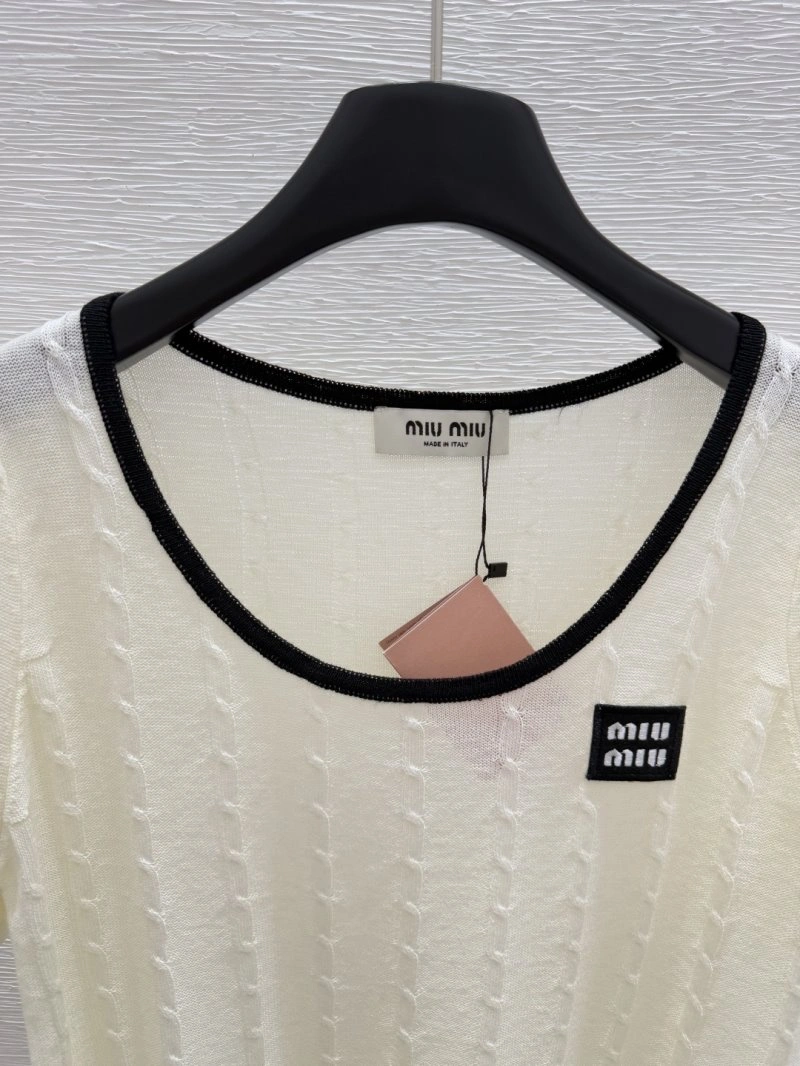 Factory-made Moncler T-Shirts
