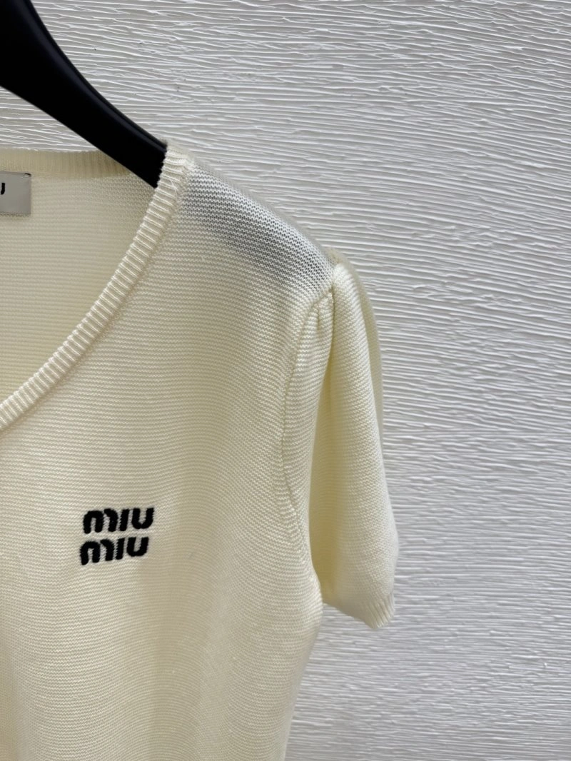 Value-priced Moncler T-Shirts