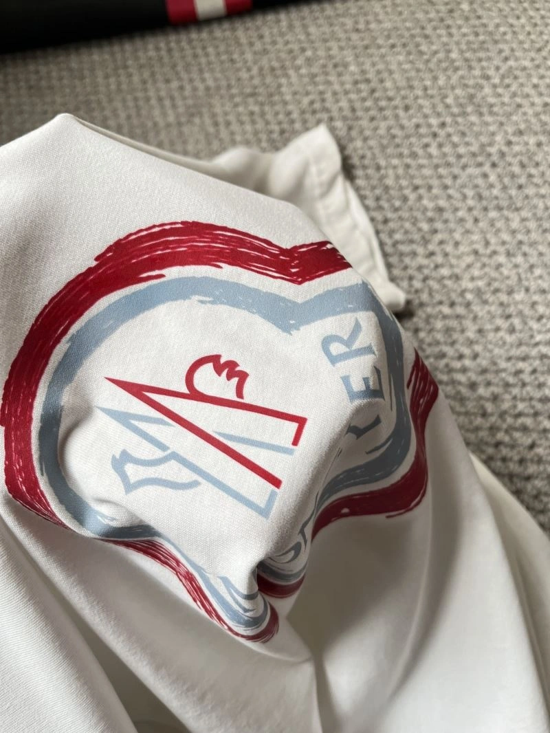 Top match Moncler T-Shirts