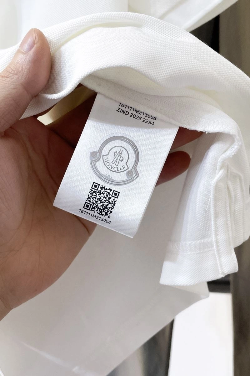 Perfect replica Moncler T-Shirts
