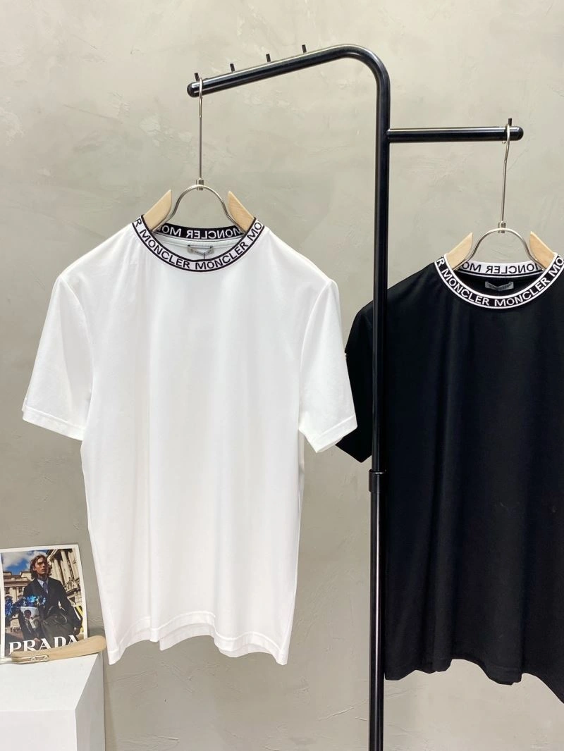 Exact replica Moncler T-Shirts