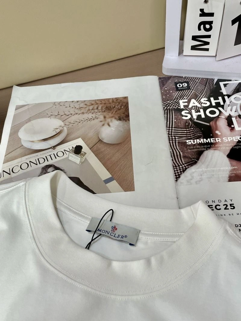 Brand-original Moncler T-Shirts