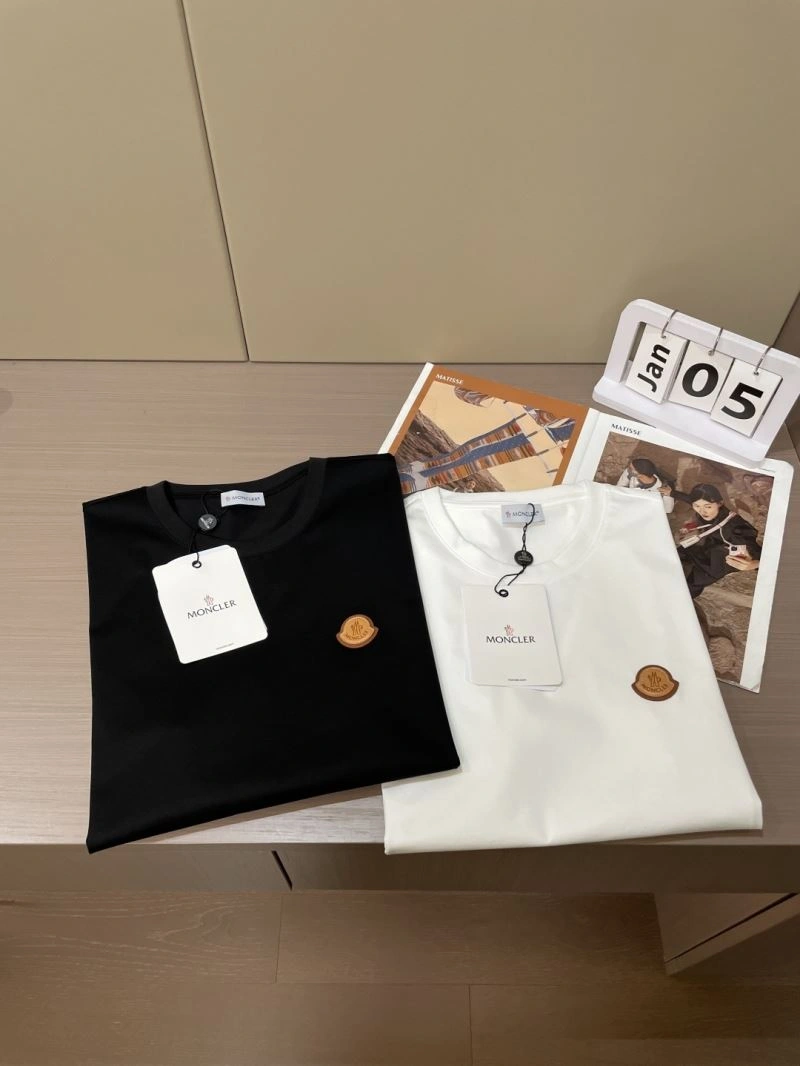 Real Moncler T-Shirts
