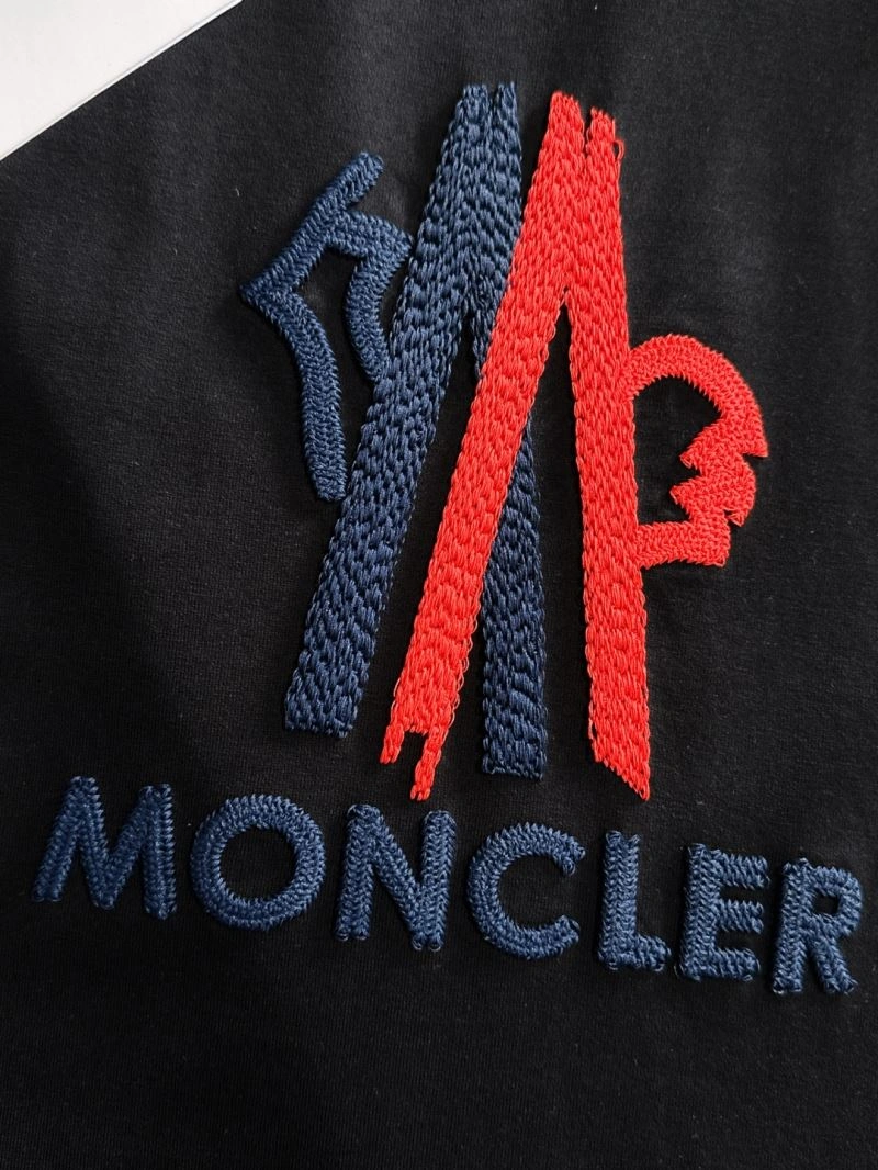 Inexpensive Moncler T-Shirts