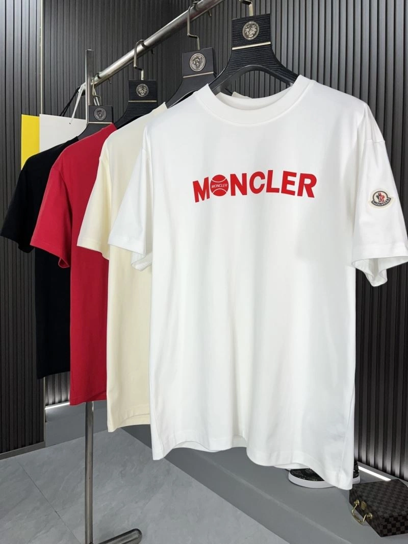 Bargain Moncler T-Shirts