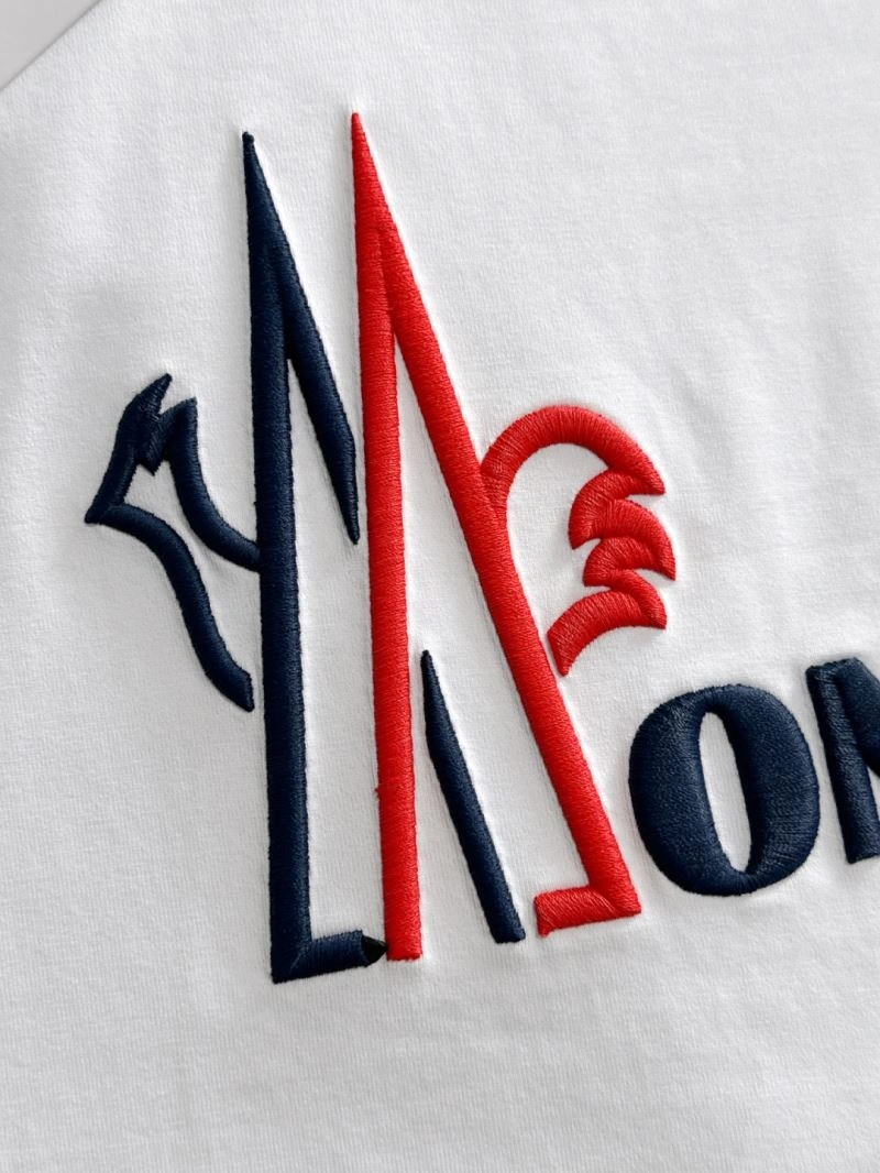 Low-cost Moncler T-Shirts