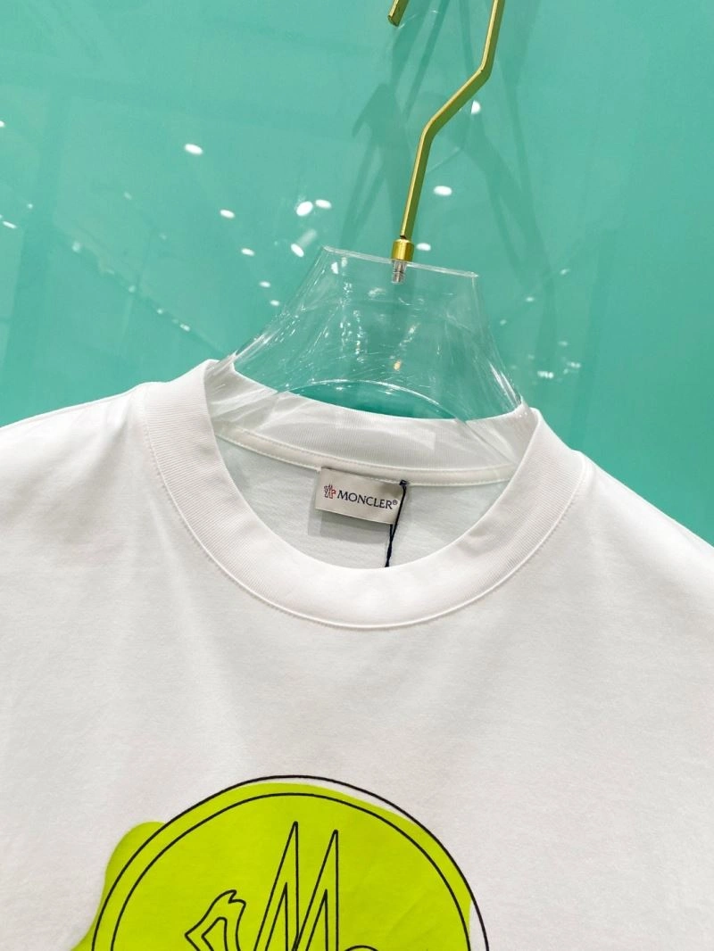 Accurate model Moncler T-Shirts