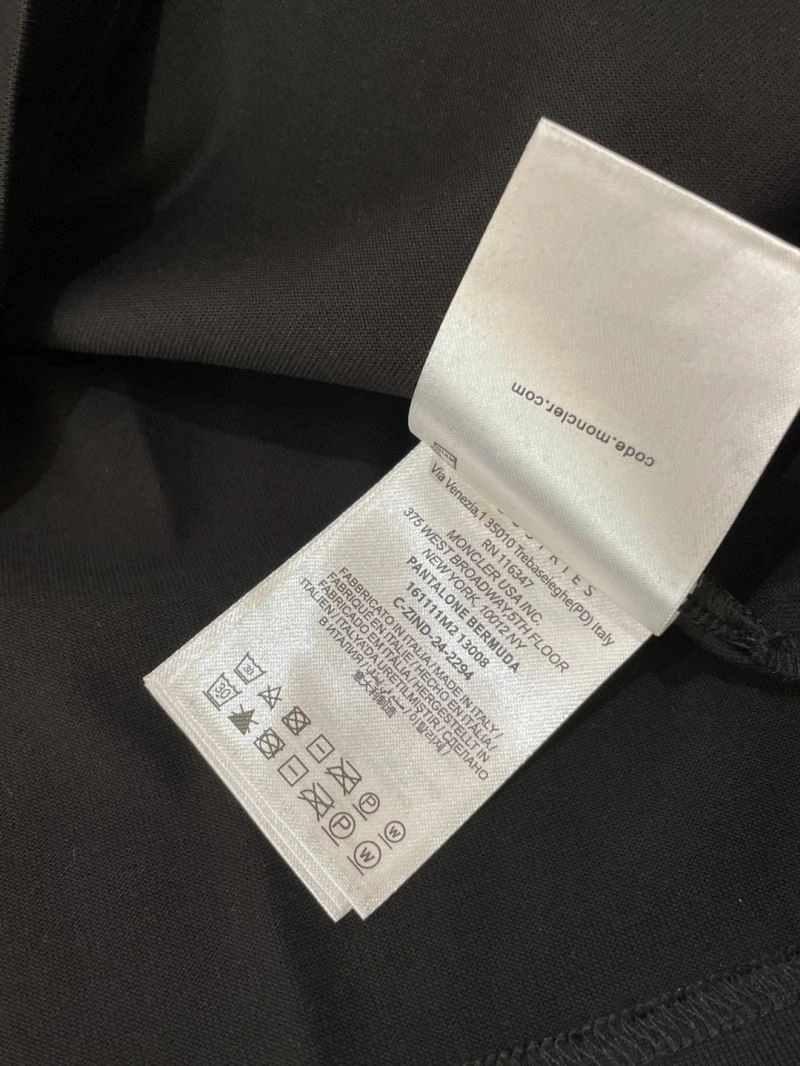Inexpensive Moncler T-Shirts