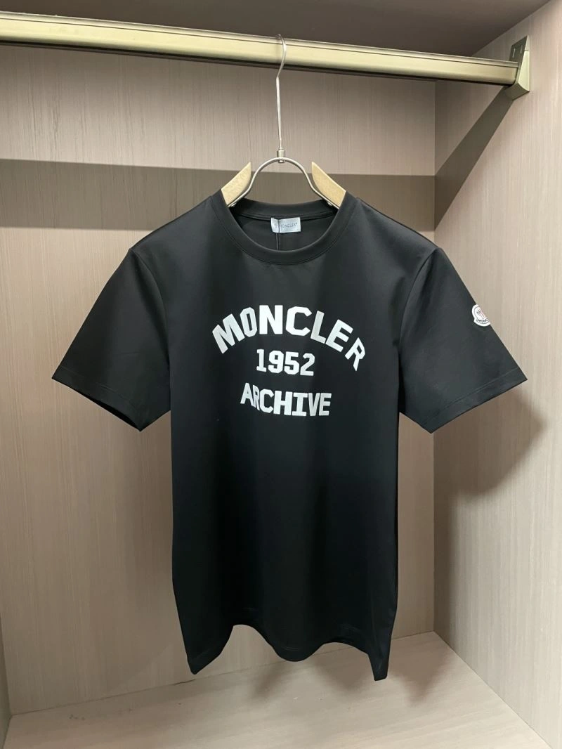 Perfect replica Moncler T-Shirts