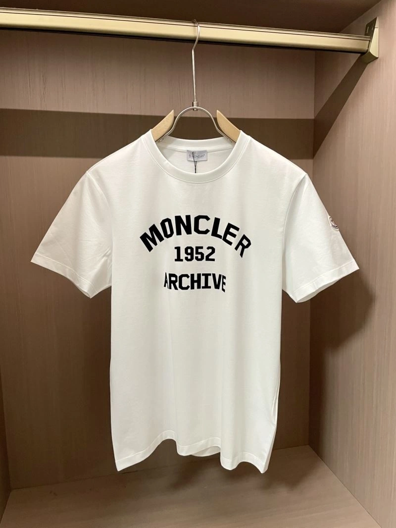 Perfect replica Moncler T-Shirts