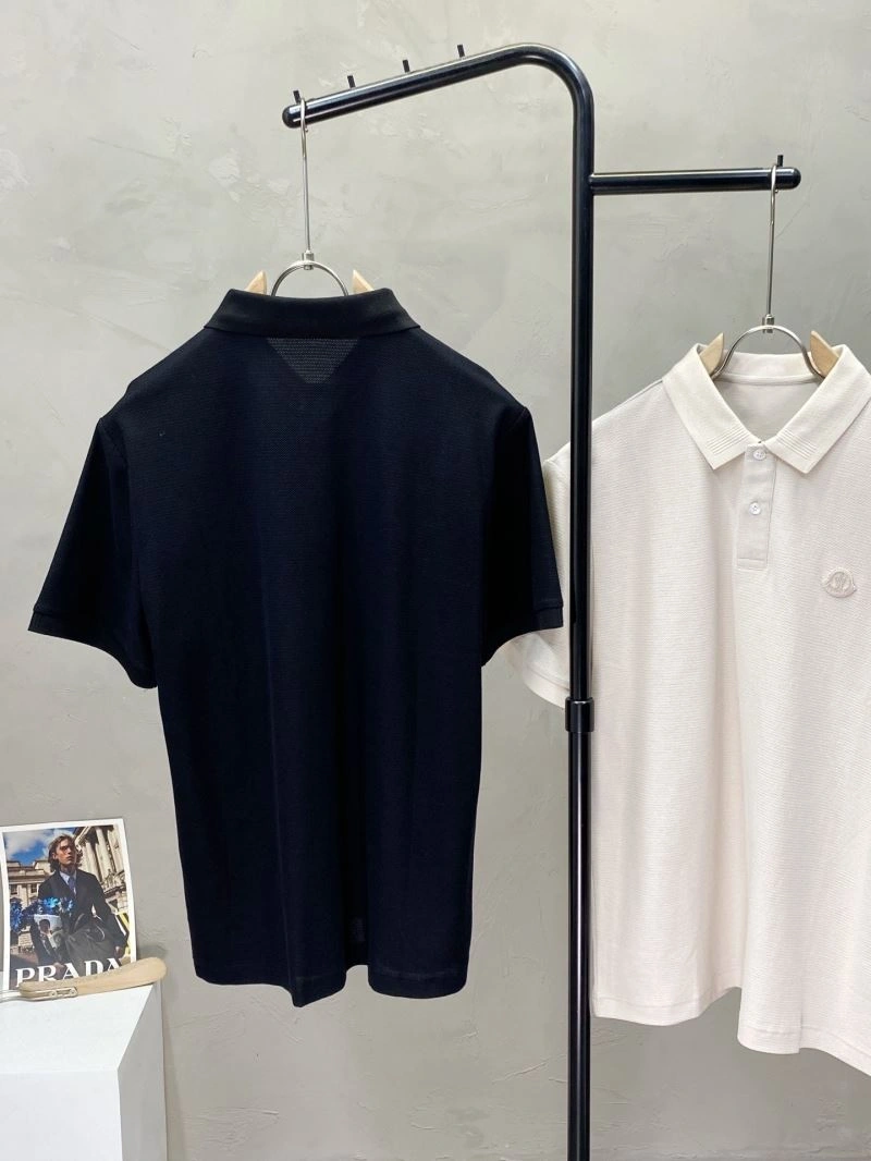 Inexpensive Moncler T-Shirts