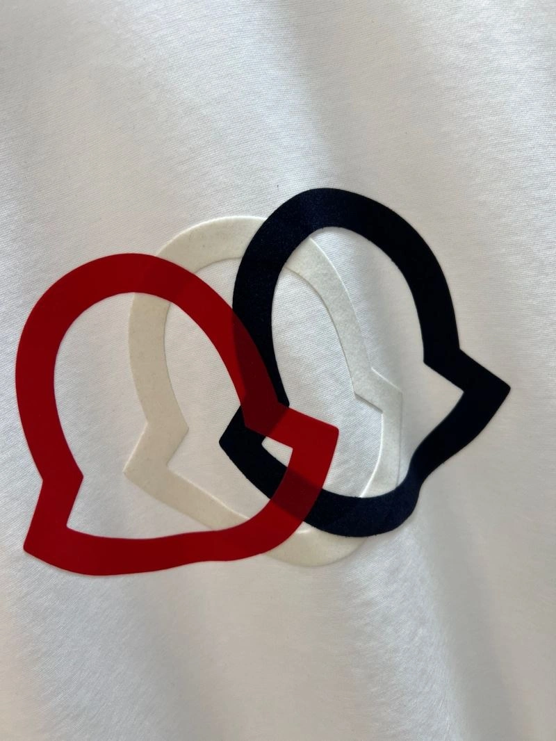 Inexpensive Moncler T-Shirts