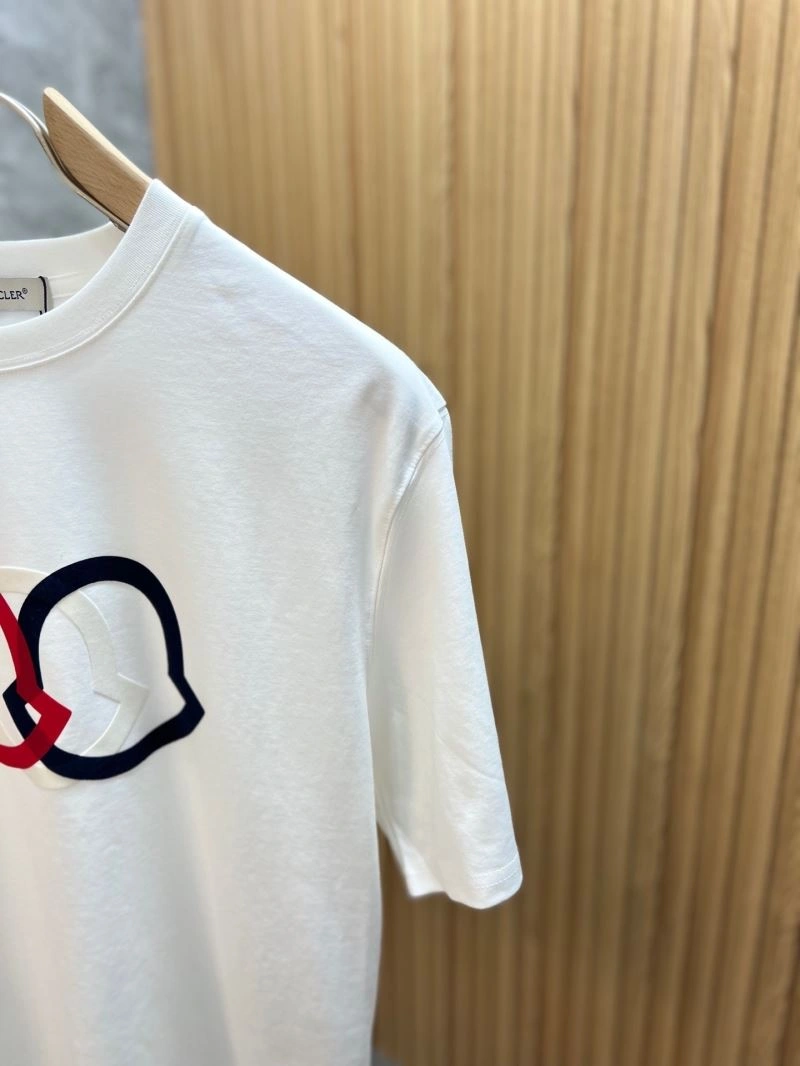 Inexpensive Moncler T-Shirts