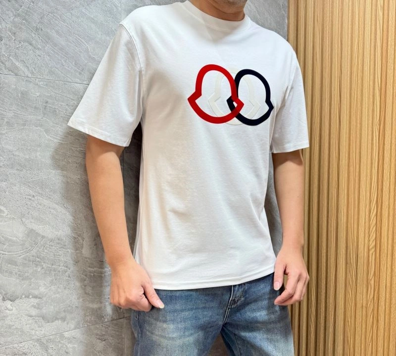 Inexpensive Moncler T-Shirts
