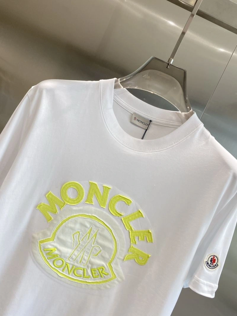 Low-cost Moncler T-Shirts