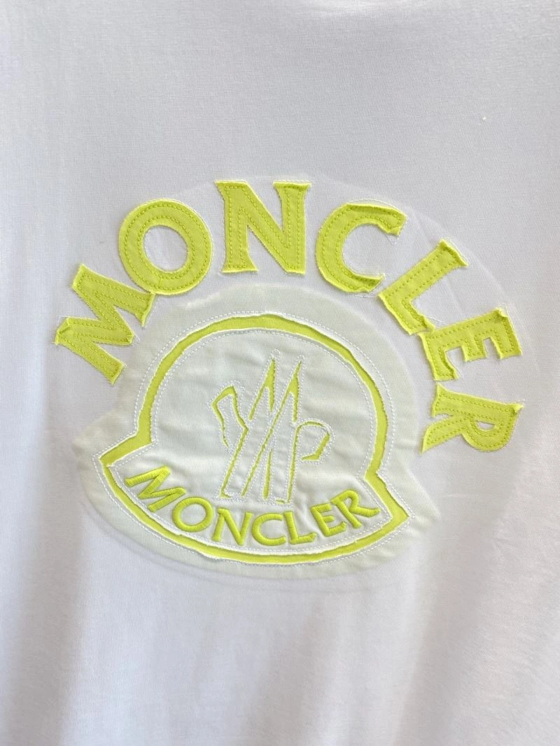 Low-cost Moncler T-Shirts